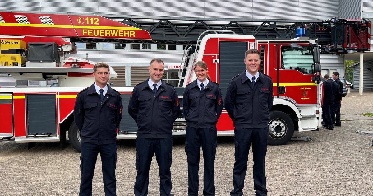 Selbst ausgebildet: Vier neue Brandmeister*innen für Minden | Stadt Minden – Die Stadt mit dem Plus